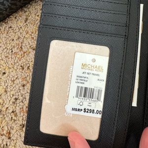 MICHAEL Michael Kors | Bags | Nwt Michael Kors Purse And Wallet Set ...